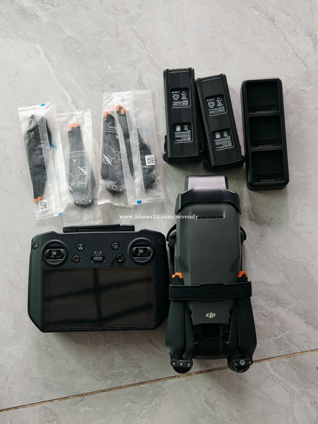 DJI Mavic 3Pro Cambo Set + RC Pro price $1999.00 in Boeng Salang, Tuol ...