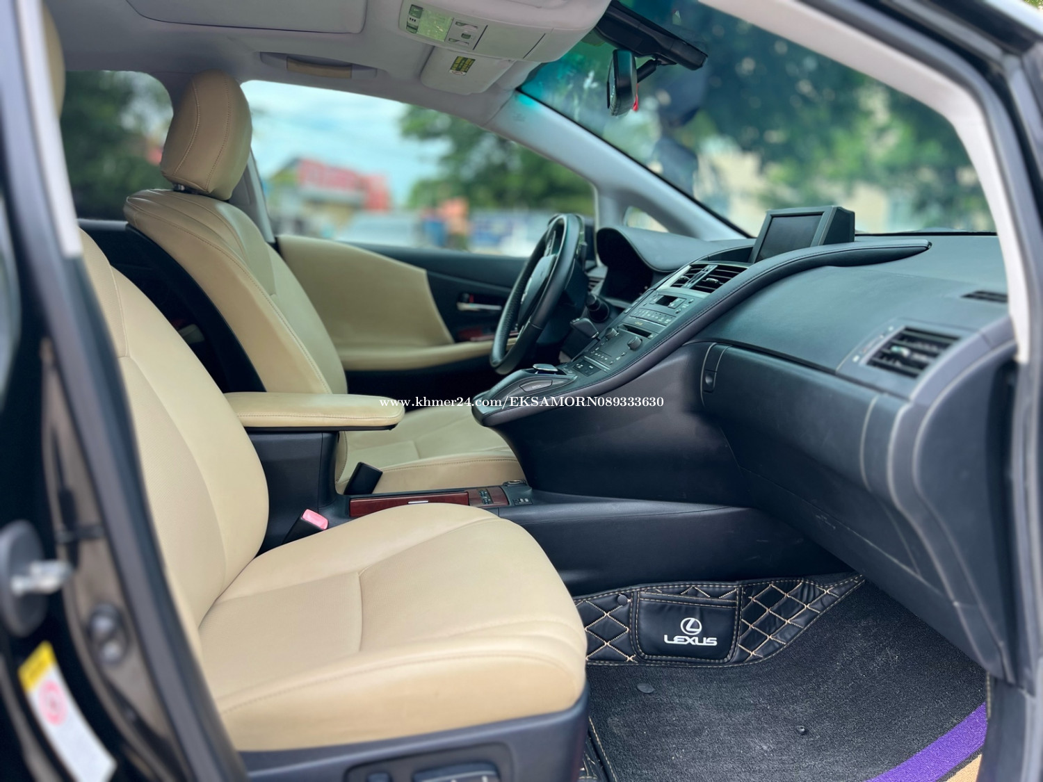 Lexus HS250H Full Primume ឆ្នាំ 2010 price $21000.00 in Kamboul, Kamboul, Phnom Penh, Cambodia ...