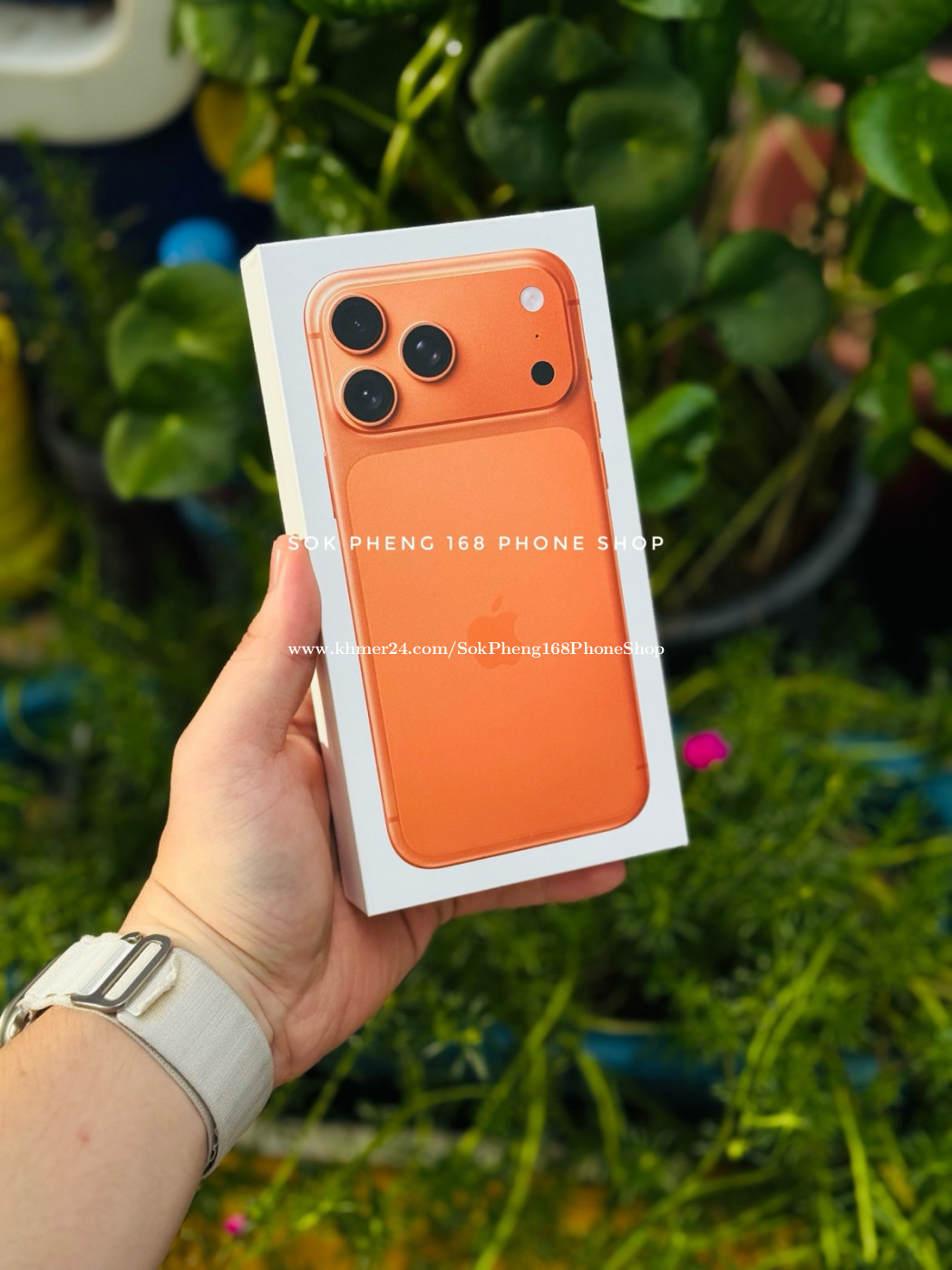 iPhone 17 Pro Max ZA Active តម្លៃល្អ price $1380.00 in Veal Vong ...