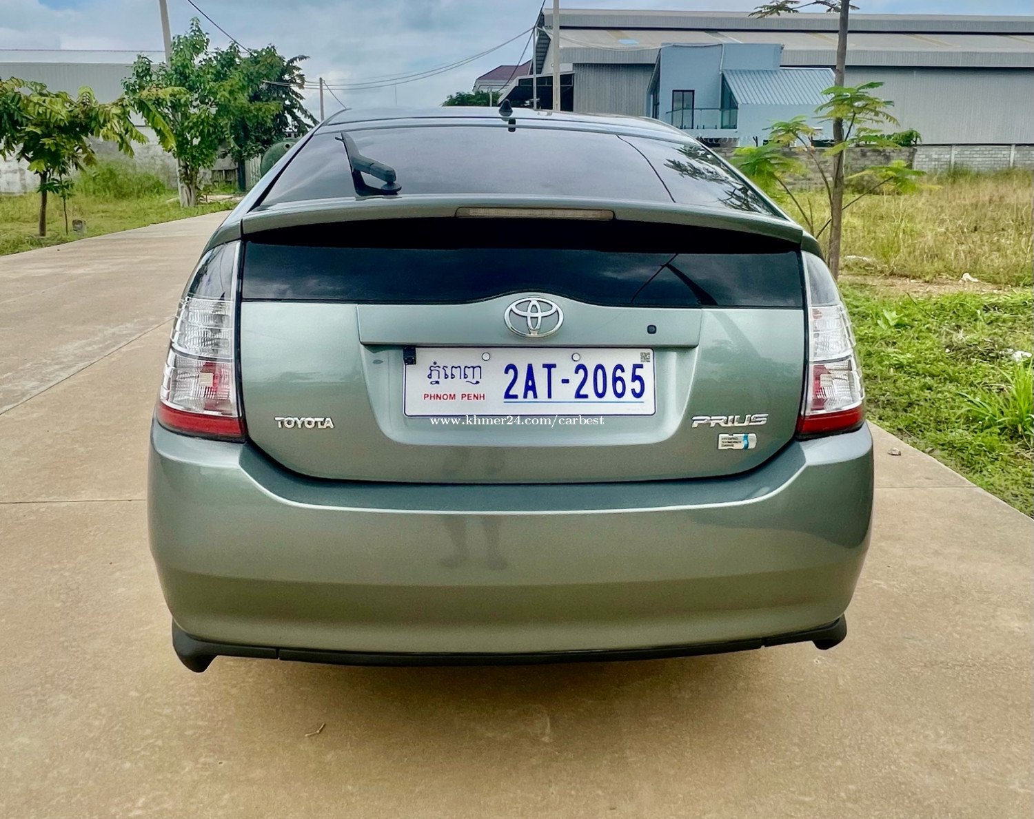Prius 04 up 06 full option ធានាឡានស្អាតខ្លាំង រំលោះសុទ្ធបាន price $8900 ...