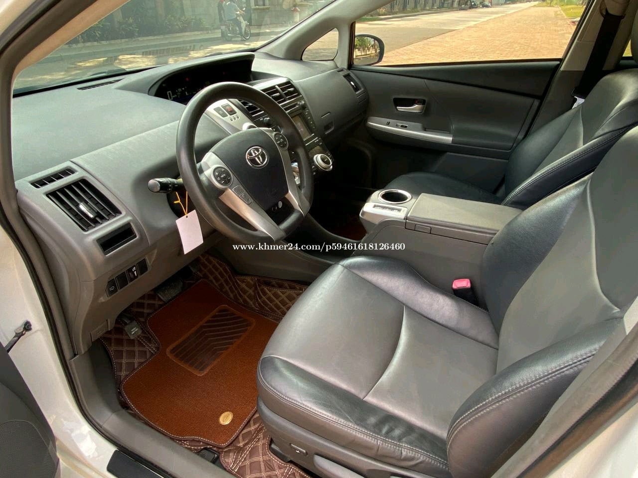 Prius V 2012 Option 5 price $18500.00 in Ruessei Kaev, Ruessei Kaev ...