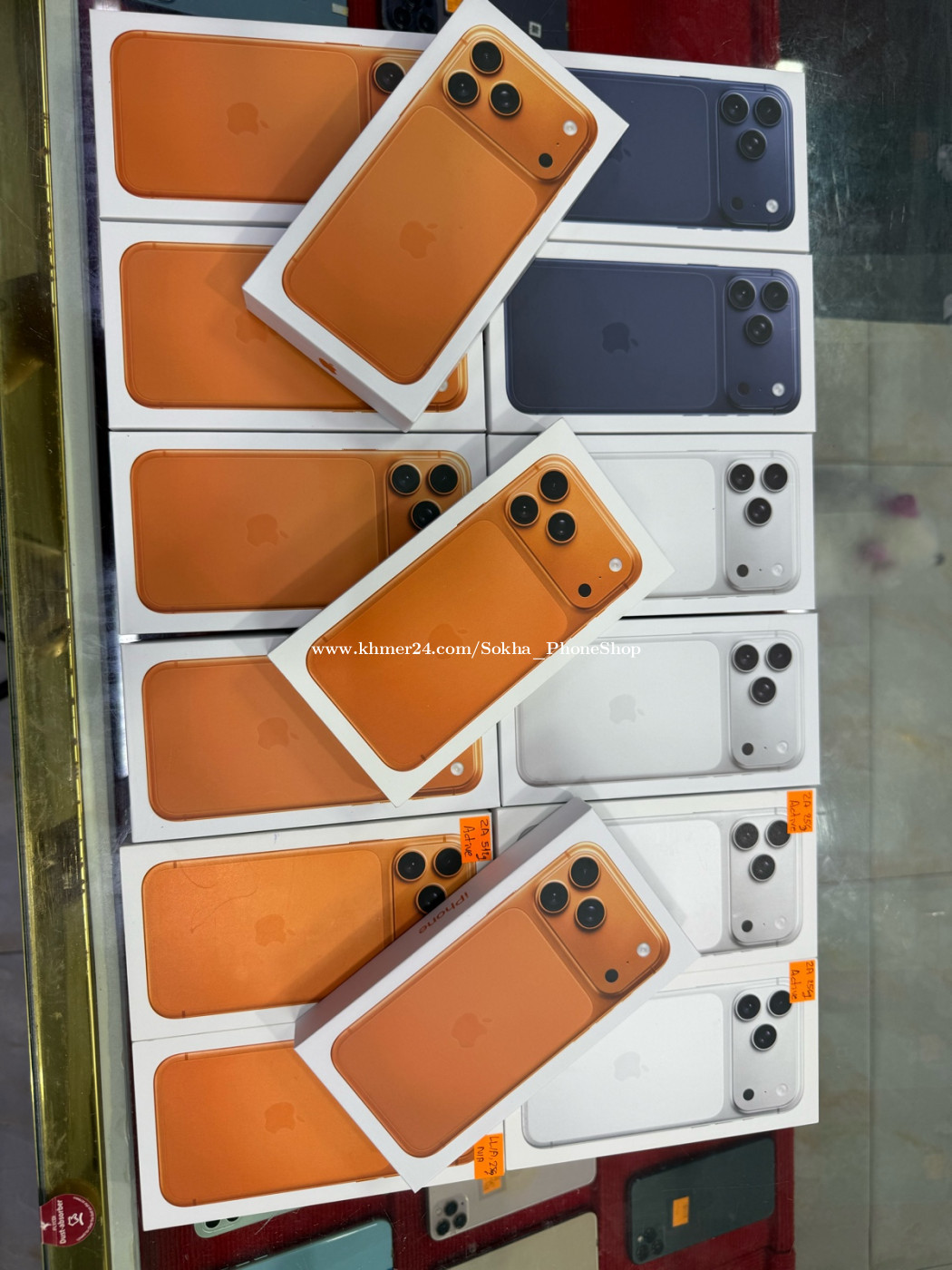 iPhone 17 pro max 512G orange ZA new ( active ) price $1665.00 in Ou ...