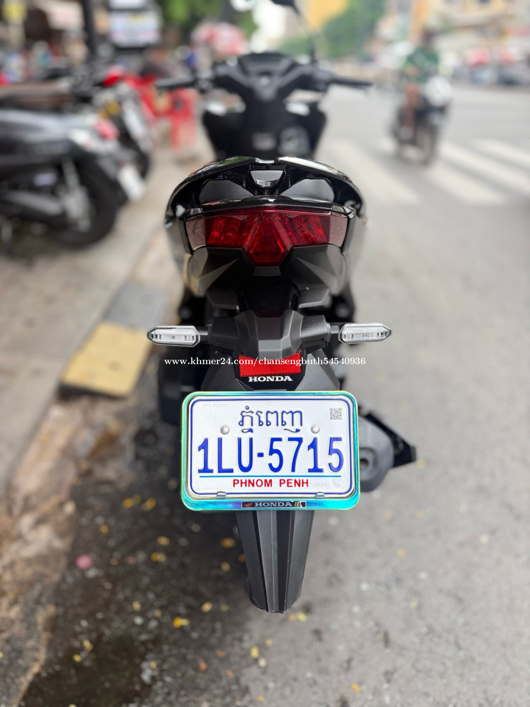 Click 125cc. 2023 smart key. ខ្ចីណាស់017 8888 25. 070 6666 16https://t.me/chanseng168 price ...