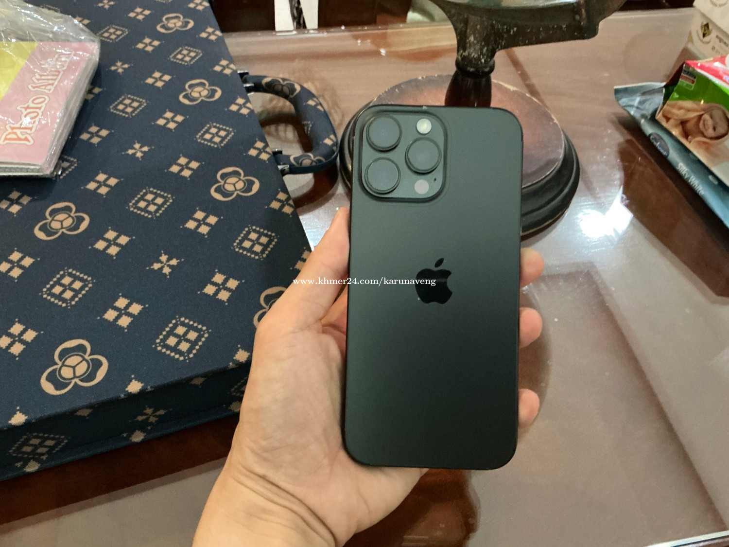 iPhone 16 pro max 256 99% falcon price $990.00 in Phsar Daeum Kor, Tuol ...