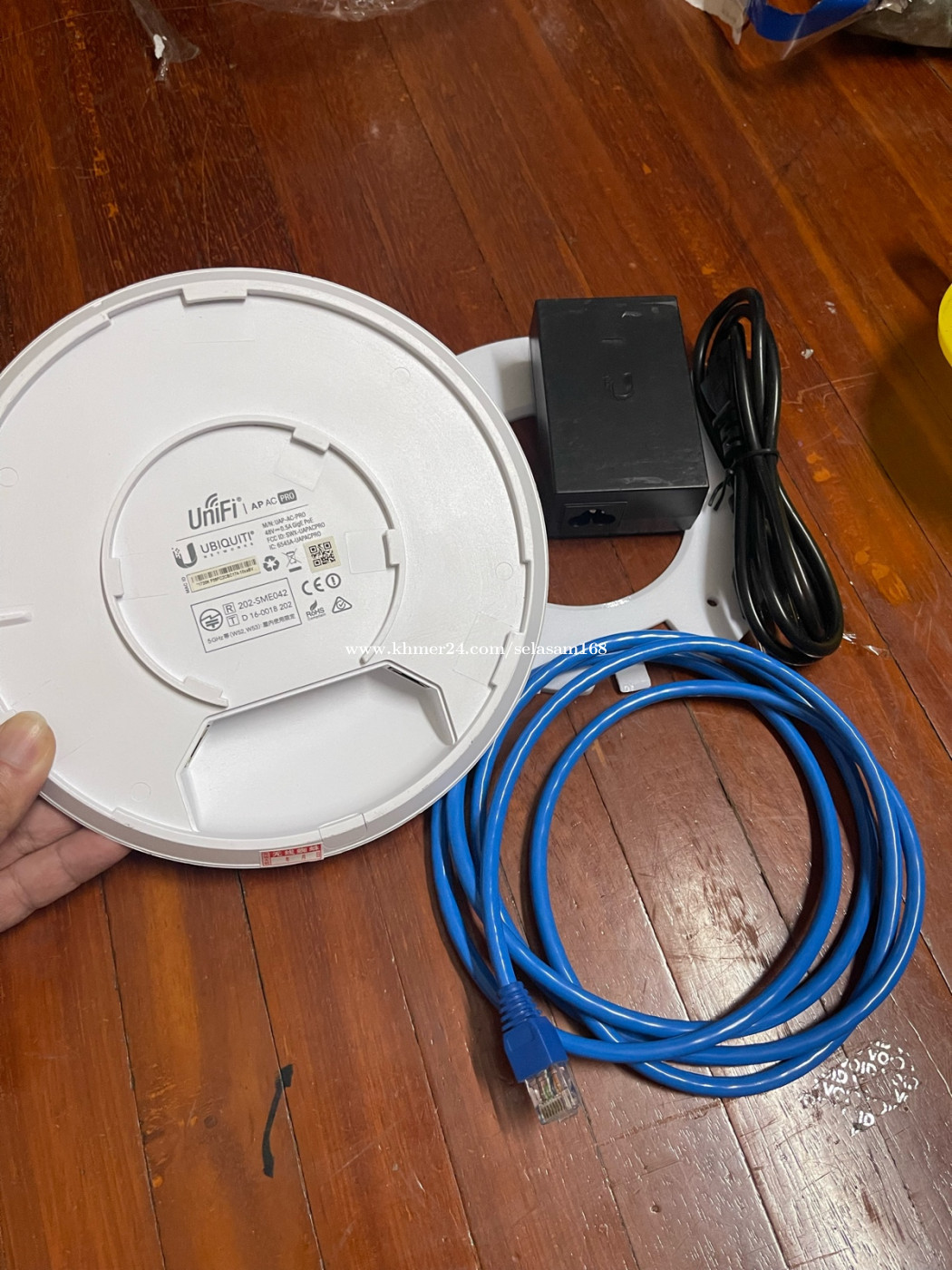 UniFi AP AC Pro + Support + Adapter Set price $53.00 in Boeng Kak Pir ...