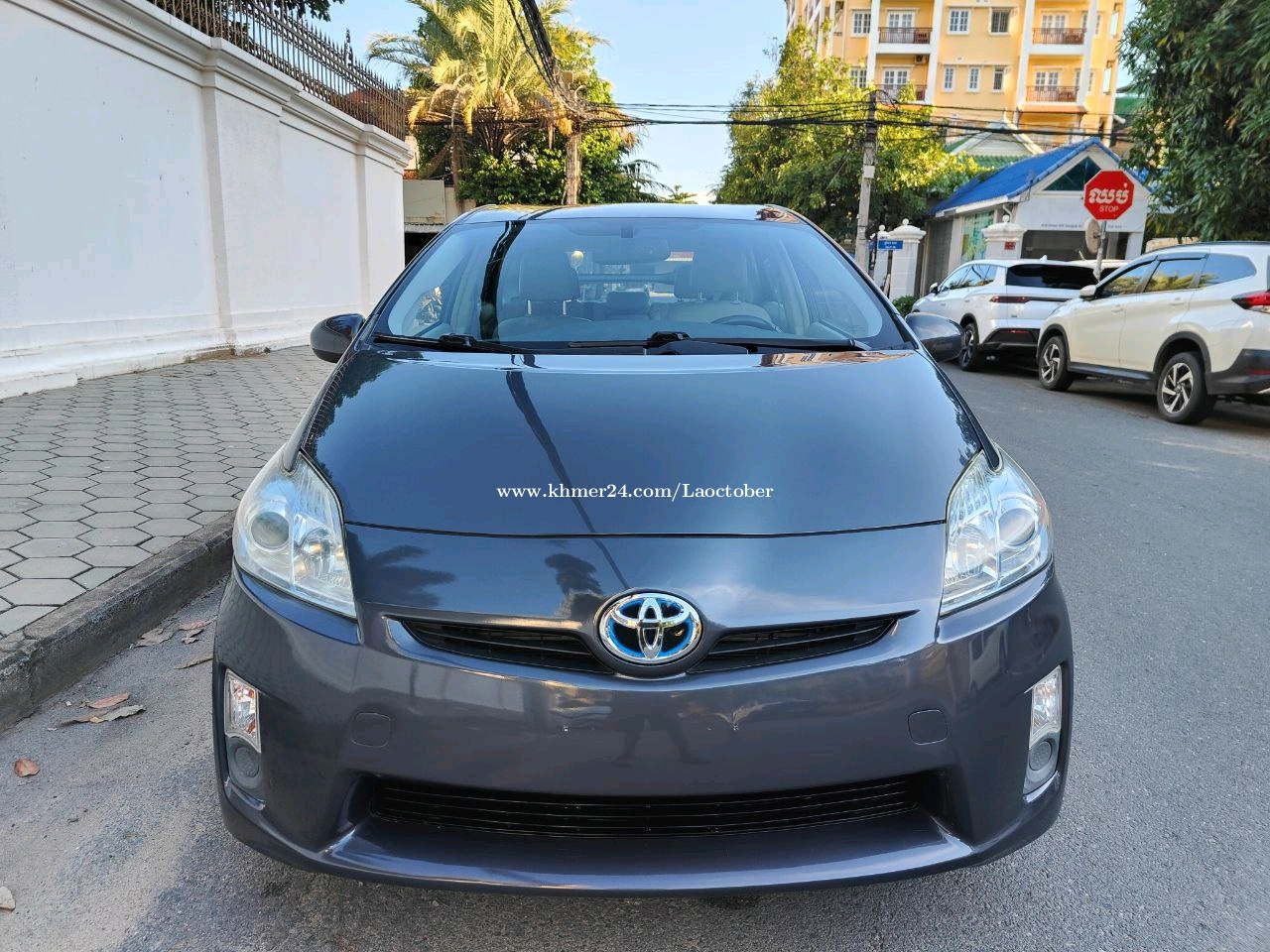 Prius 011 Option 4 មានត្រឹម 5,500$ អាចដកឡានបានភ្លាមៗ ក្រដាសពន្ធ price ...