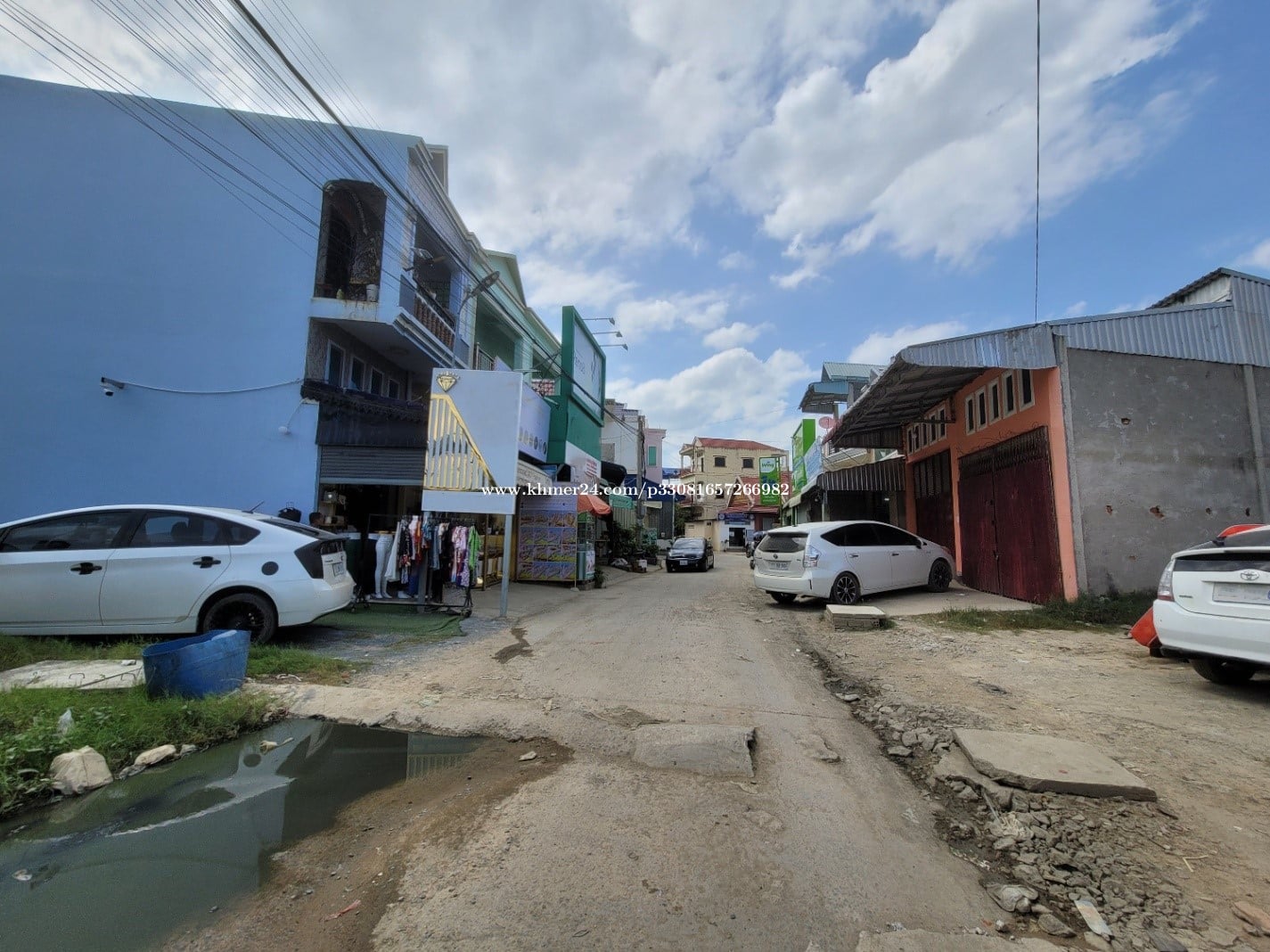 🏦House for Urgent Sale (Negotiable), ABA Loan Available (@6.5% p.a. up ...