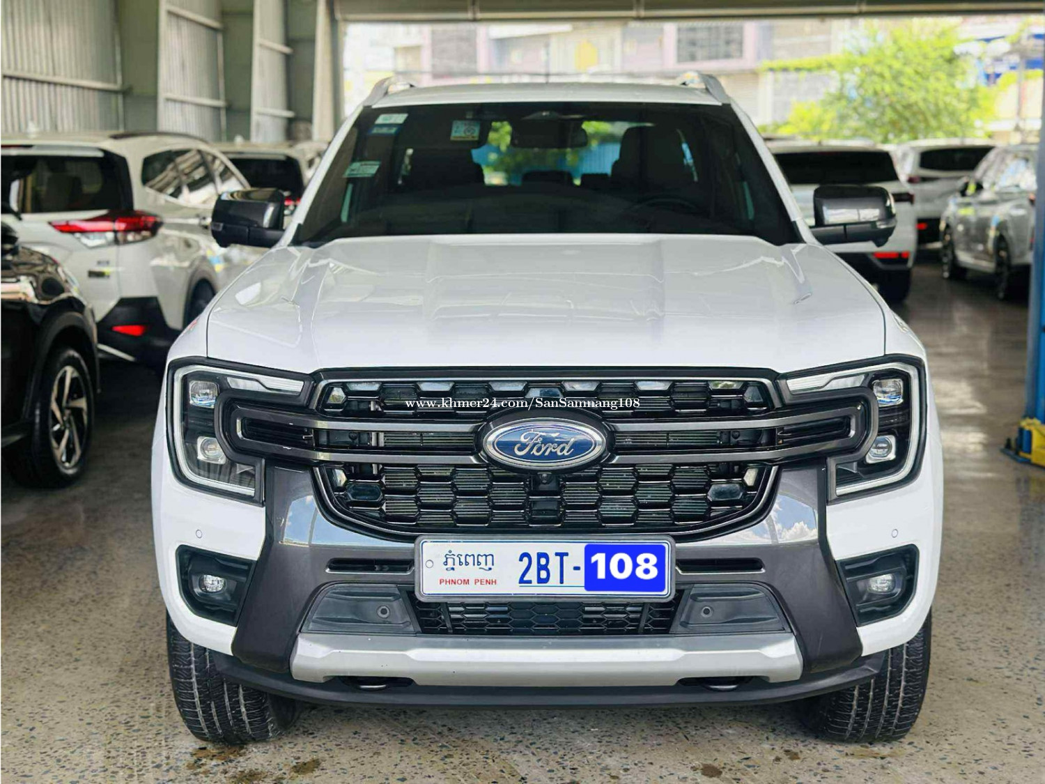 Ford Ranger 2023Wildtrak full option ចូលតាមក្រុមហ៊ុន ford ថ្នាំសុីន100% 47800$ចចា price $47800. ...