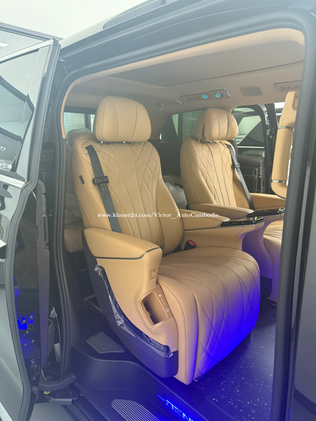 Denza D9 DM-i AWD 2026腾势D9插电混动四驱 price $82222.00 in Tuek L'ak Muoy, Tuol Kouk, Phnom Penh ...