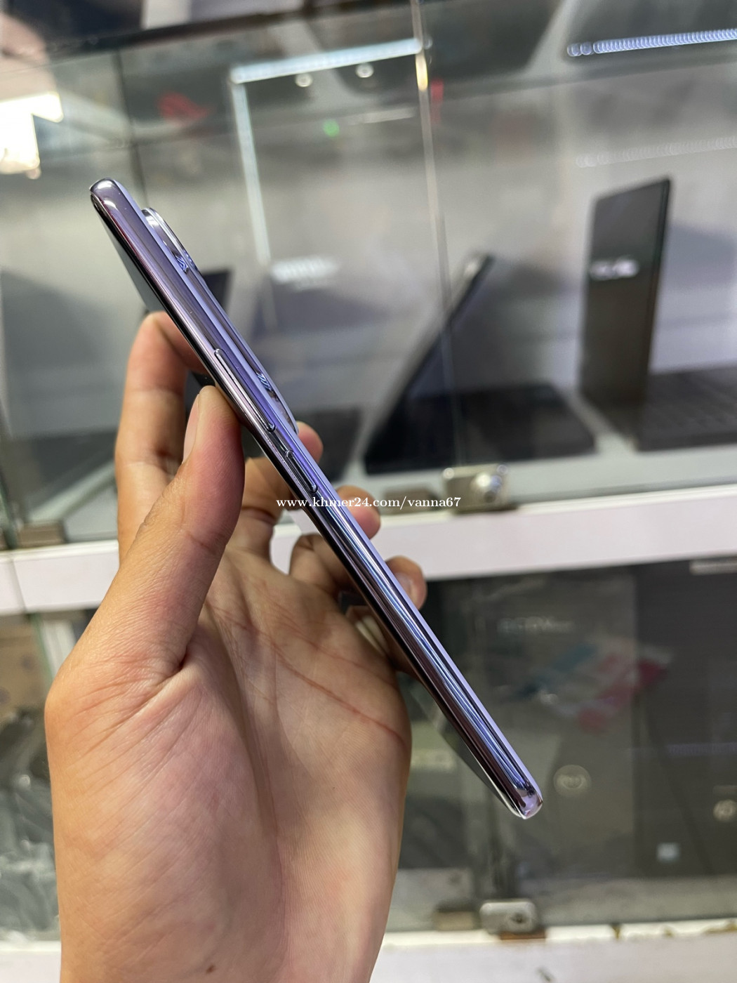 📲📲📲 :Vivo V50 Ram 12G Rom 256GColor : blue 99%Price: 279$ price $279.00 ...