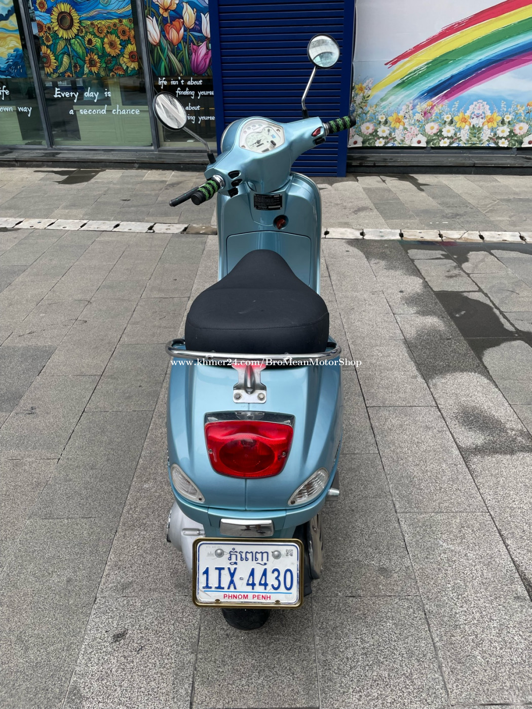 Vespaកម្លាំង150cc ប្រើប៊ិច 2015 New98%មានពន្ធកាតគ្រីស្លាកលេខ price $1080.00 in Veal Vong ...