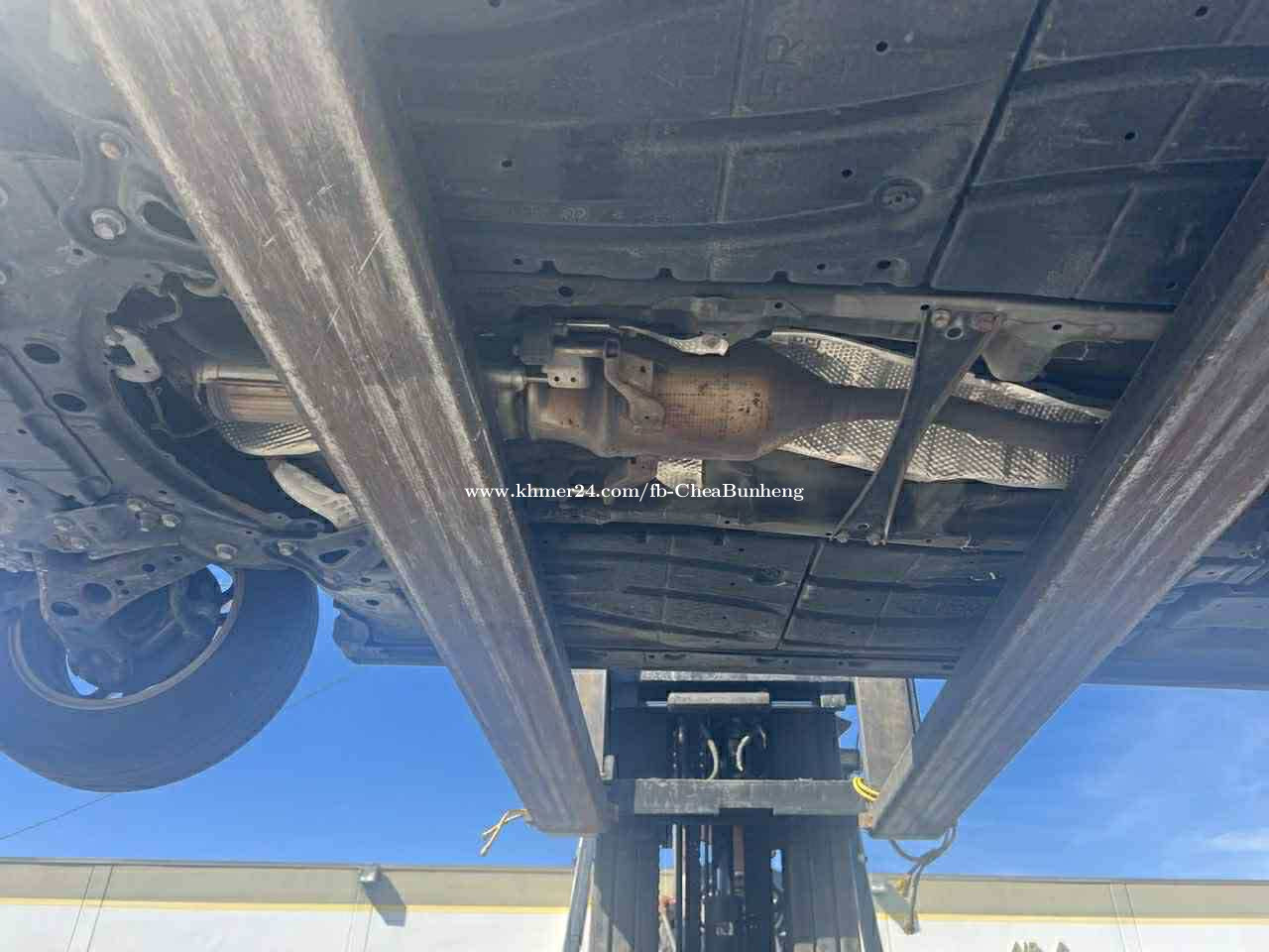 Prius 2010 Option 3 price $16500.00 in Boeng Tumpun 1, Mean Chey, Phnom Penh, Cambodia - Chea ...