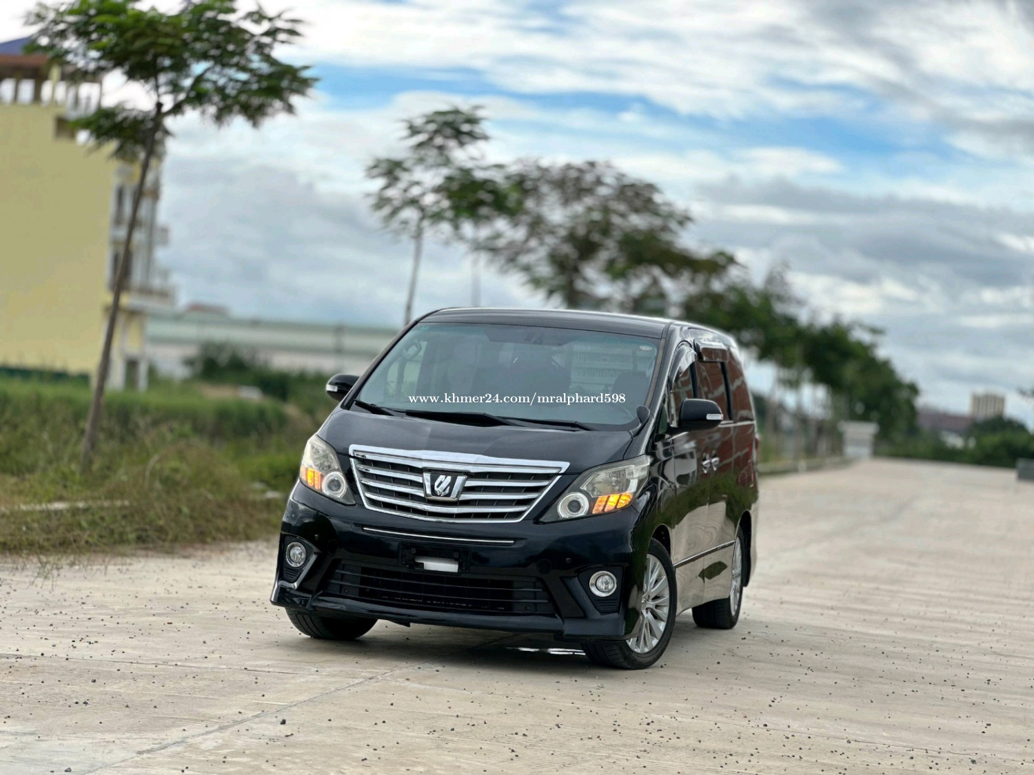 TOYOTA ALPHARD 2012 FULL OPTION G price $26300.00 in Ruessei Kaev ...