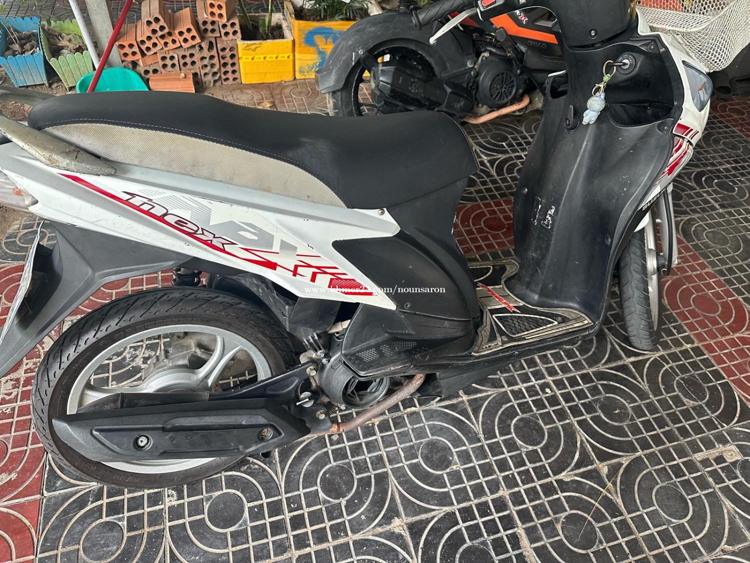 Nex 017 price $320.00 in Ta Khmau, Krong Ta Khmau, Kandal, Cambodia - Noun Saron | Khmer24.com