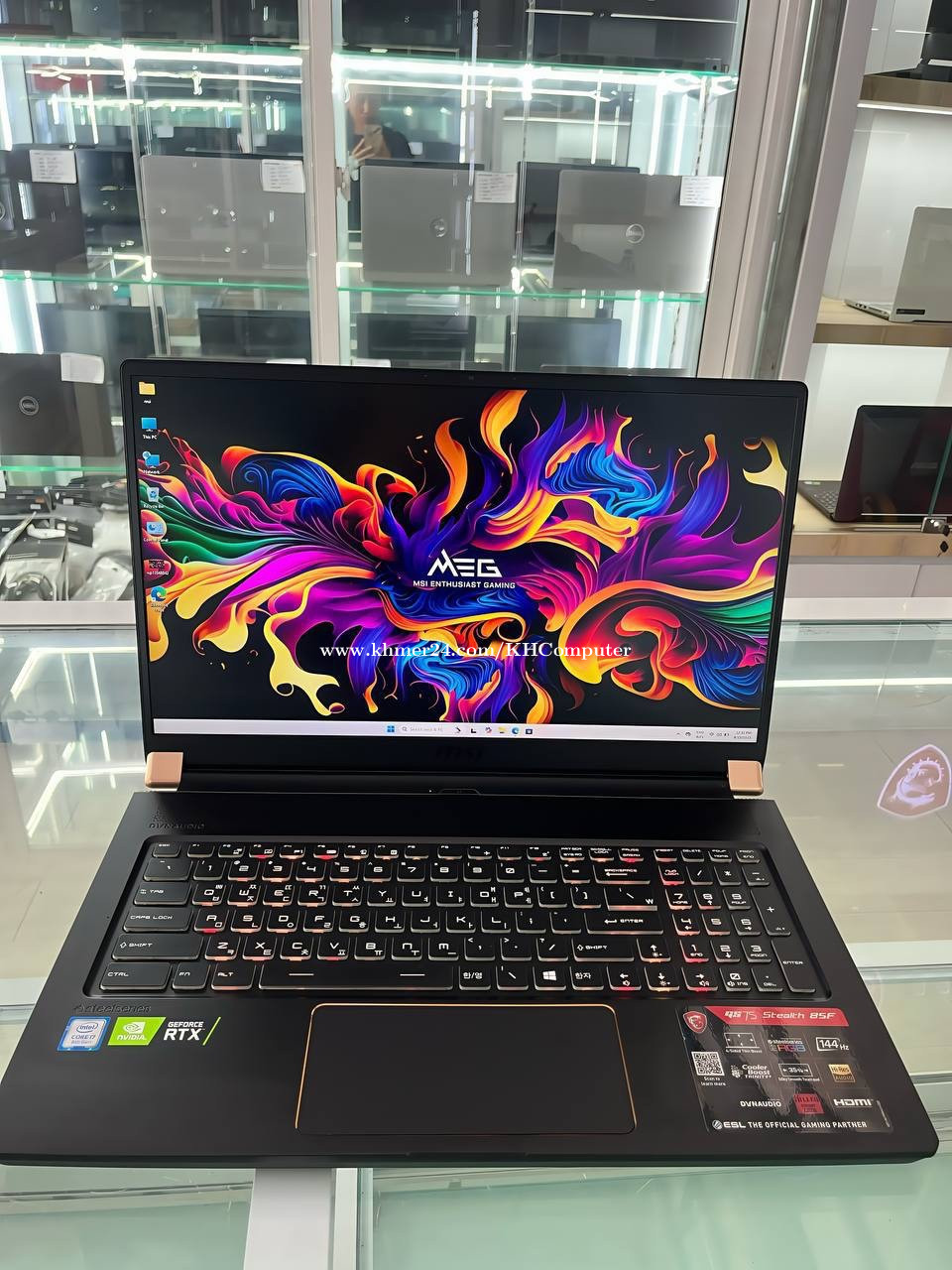 MSI GS75 Stealth 8SF / i7-8th / 32GB / 512GB / RTX2070 (8GB) / 17.3 ...