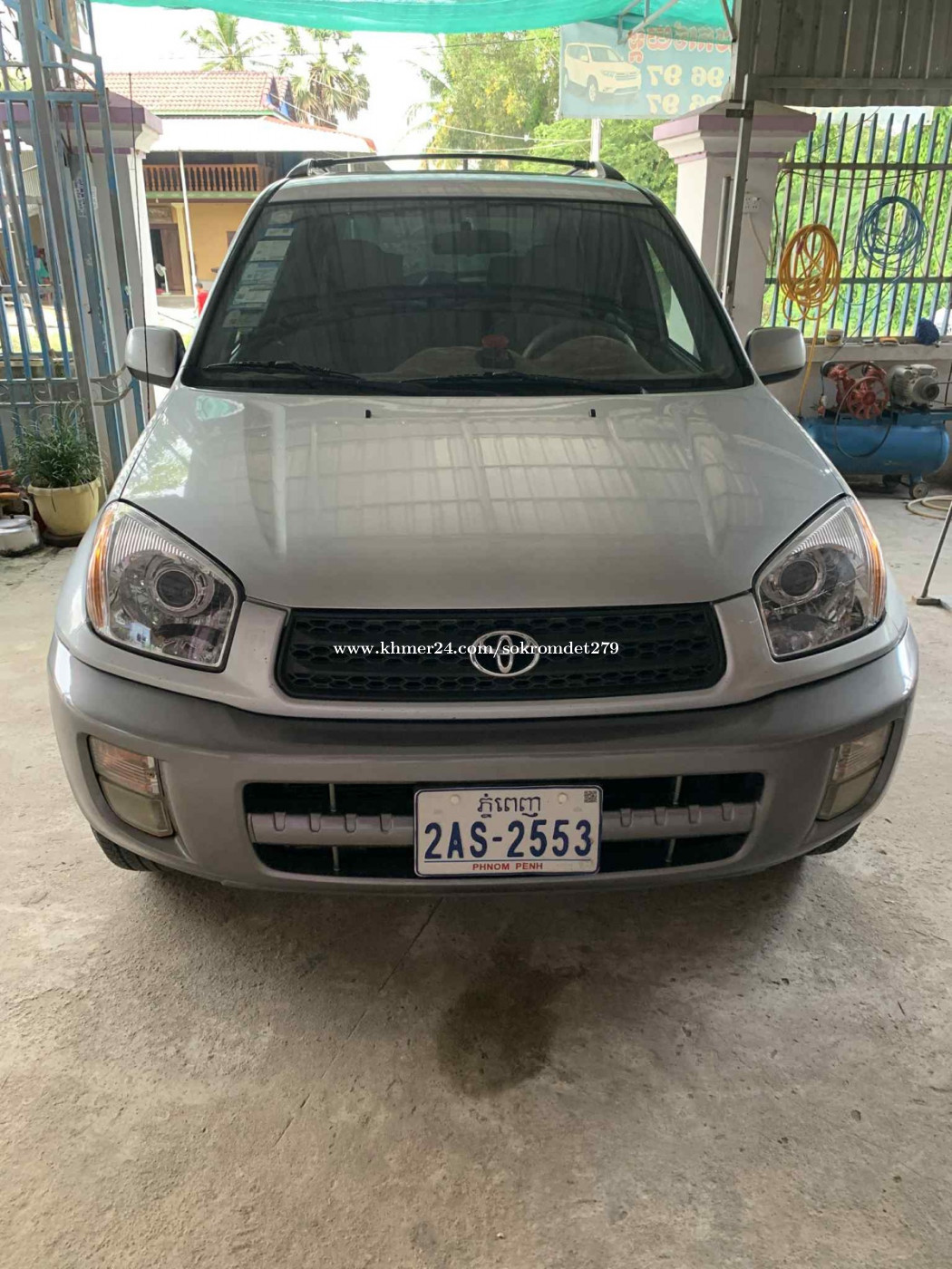 RAV4 L 01 ប៉ុង១ តំលៃ 9000$ price $9000.00 in Roka Krau, Krong Doun Kaev ...