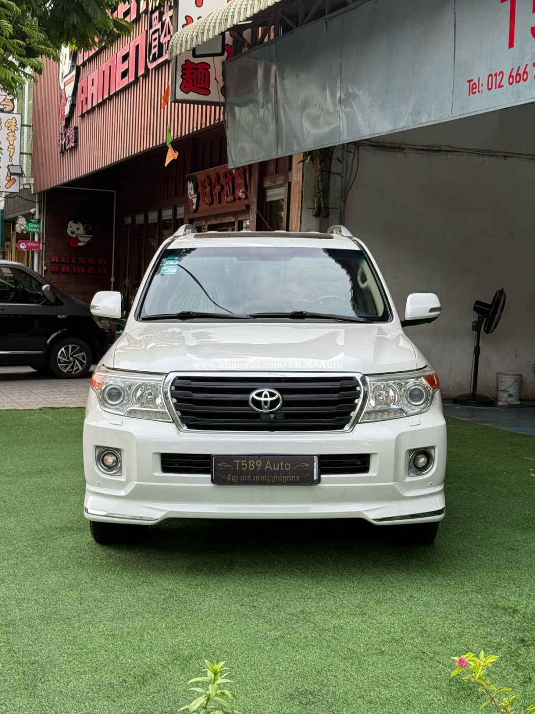 Toyota Land Cruiser GXR Spec Arab 2012 V6 សាំង price $53500.00 in Tuek ...