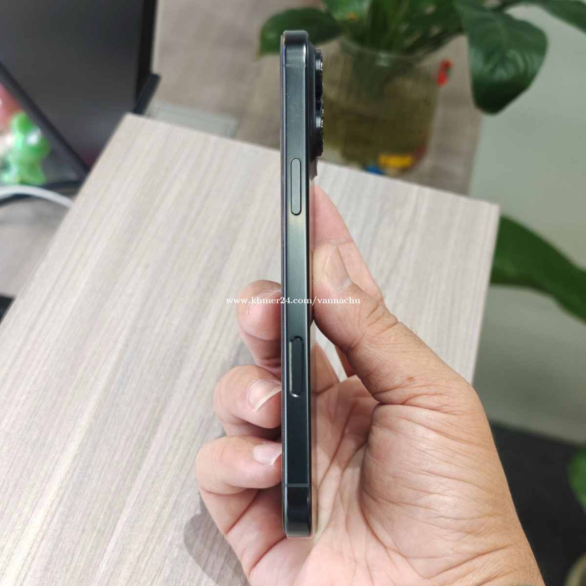 16 Pro Max ZP/A 256gb ថ្ម100% price $870.00 in Chakto Mukh, Doun Penh ...