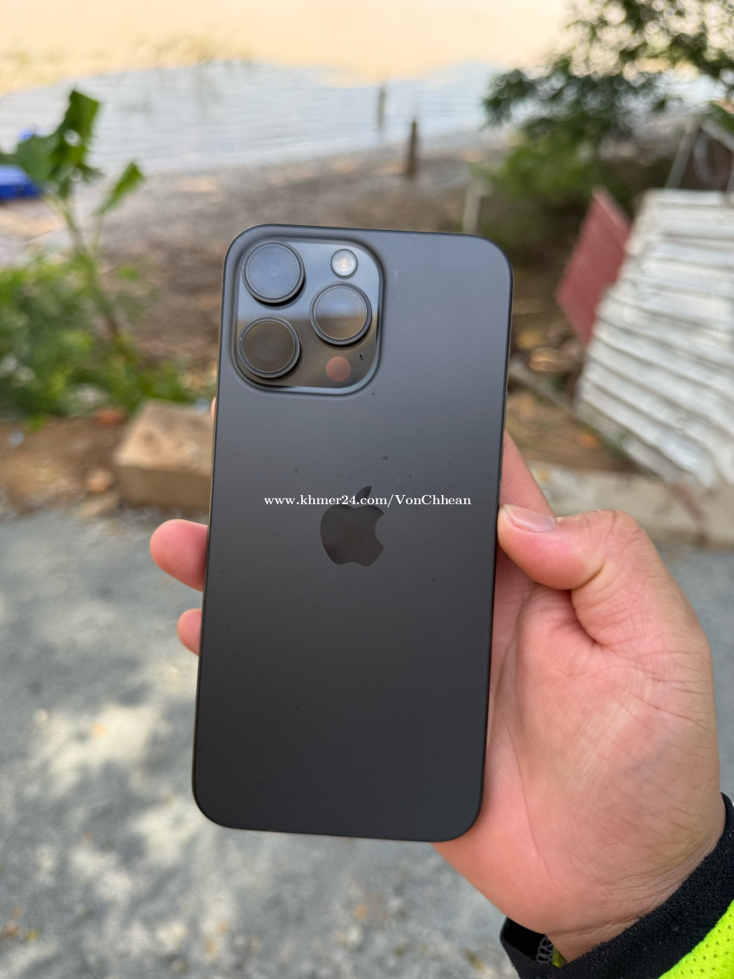 iPhone 15 pro max snom zin all price $715.00 in Krang Thnong, Saensokh ...