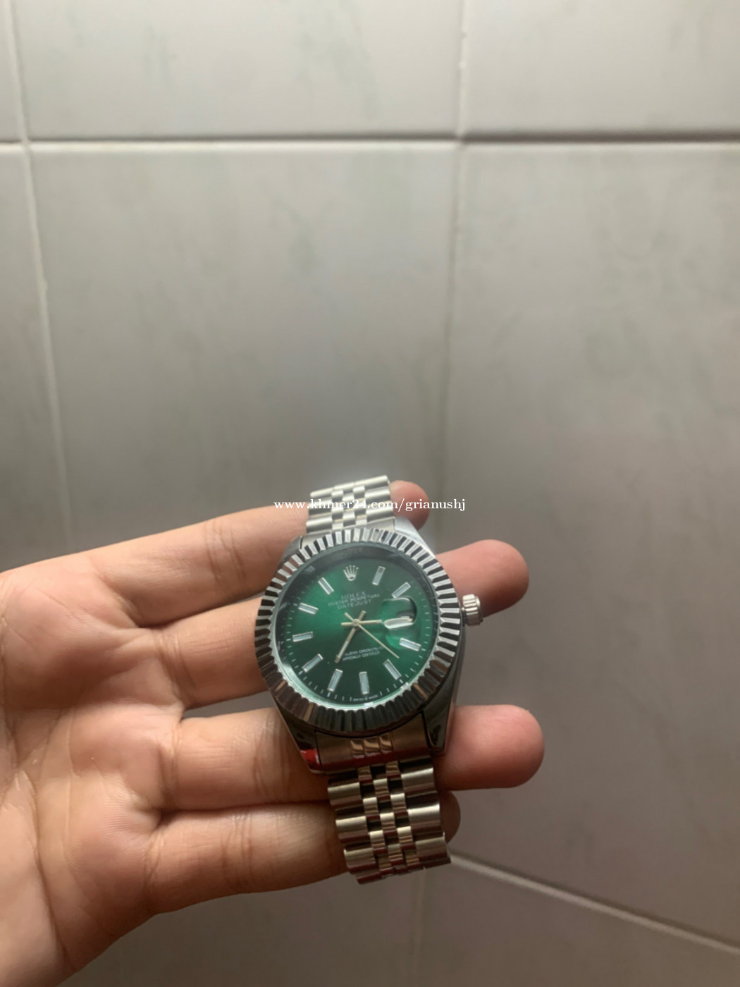 Green rolex datejust Only need money battery price $12.50 in Stueng ...
