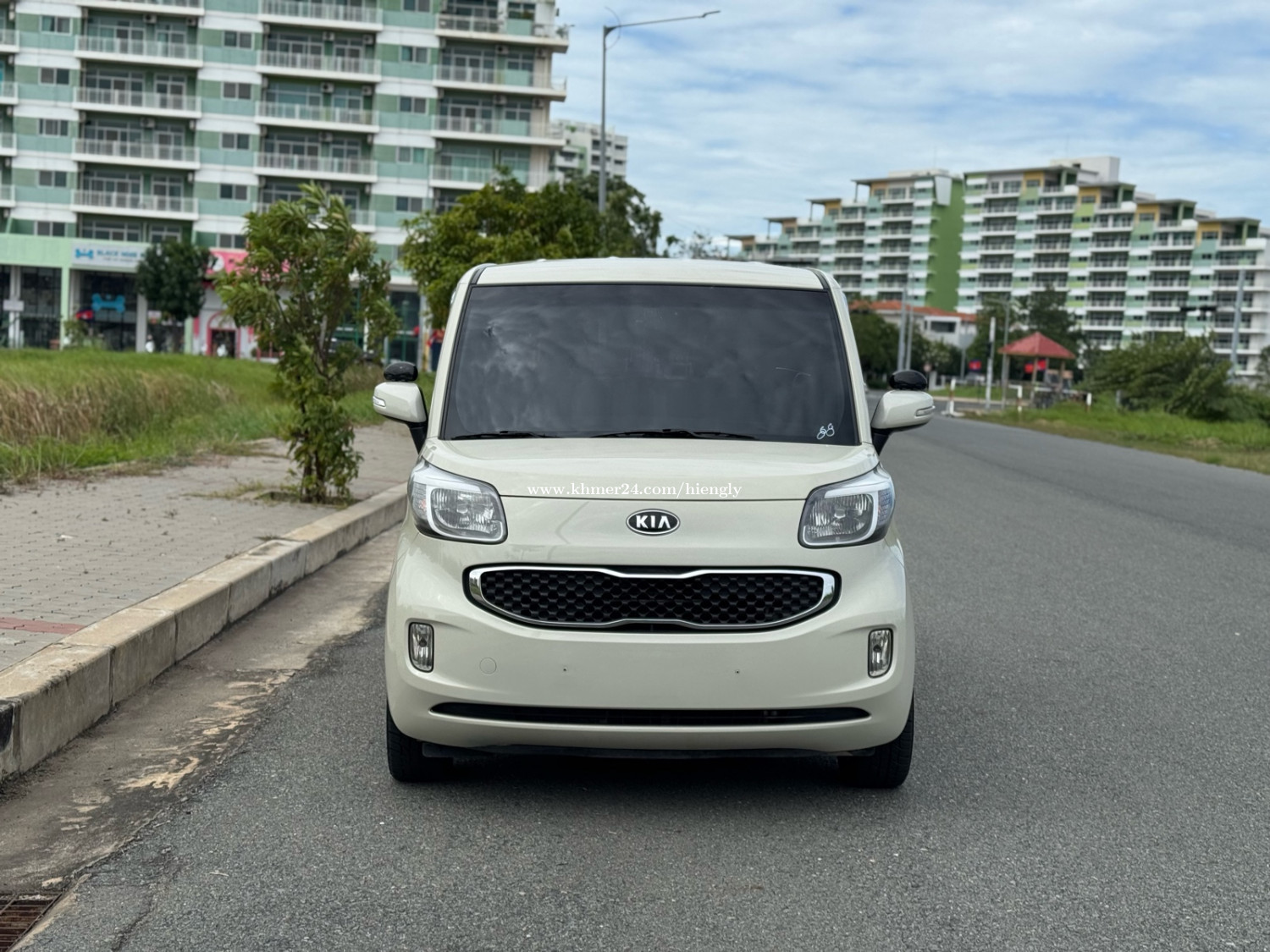 2013 KIA RAY Smart key Big Screen Full Option price $10500.00 in Boeng ...