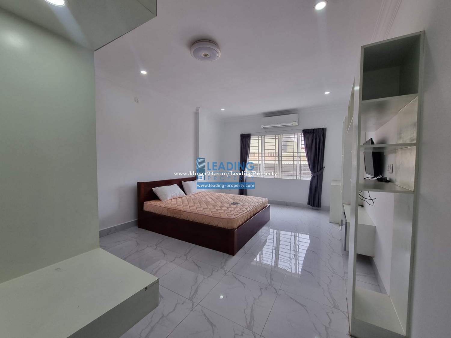 N112 | Western Large Studio Apartment With Elevator For Rent in Toul ...