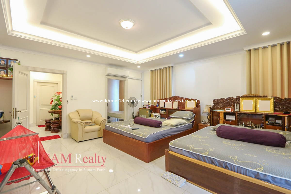 5+1 Bedrooms Prince A Villa For Sale In Borey Peng Huoth Beoung Snor ...