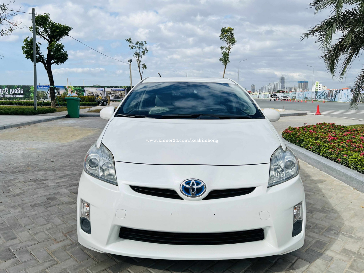 Prius 2011 option 2 ក្រដាសពន្ធ price $17200.00 in Phnom Penh Thmei ...