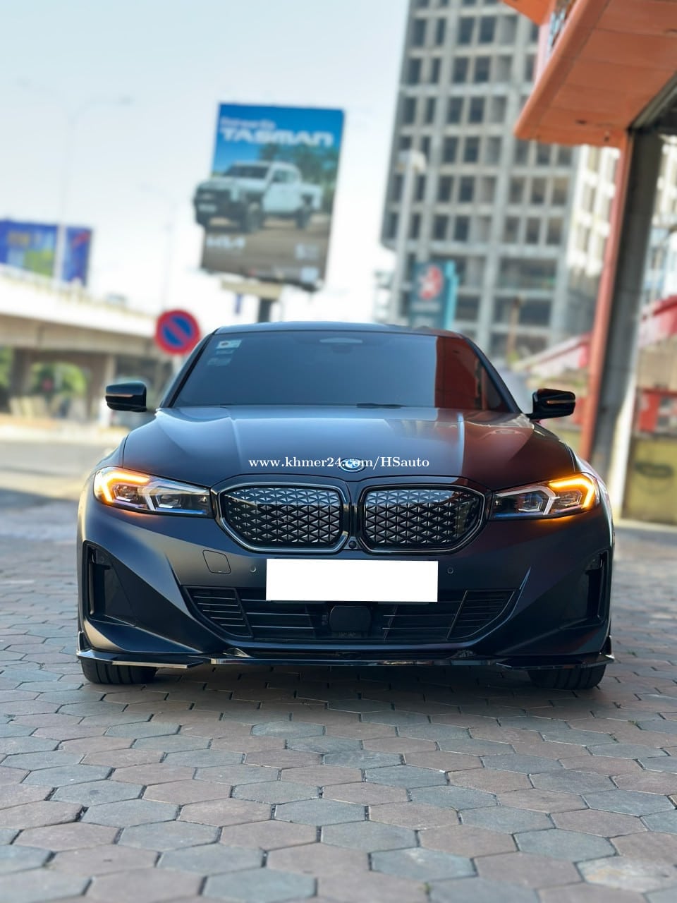 BMW i3 model 2025 EV car Full electric price $44000.00 in Ruessei Kaev, Ruessei Kaev, Phnom Penh ...