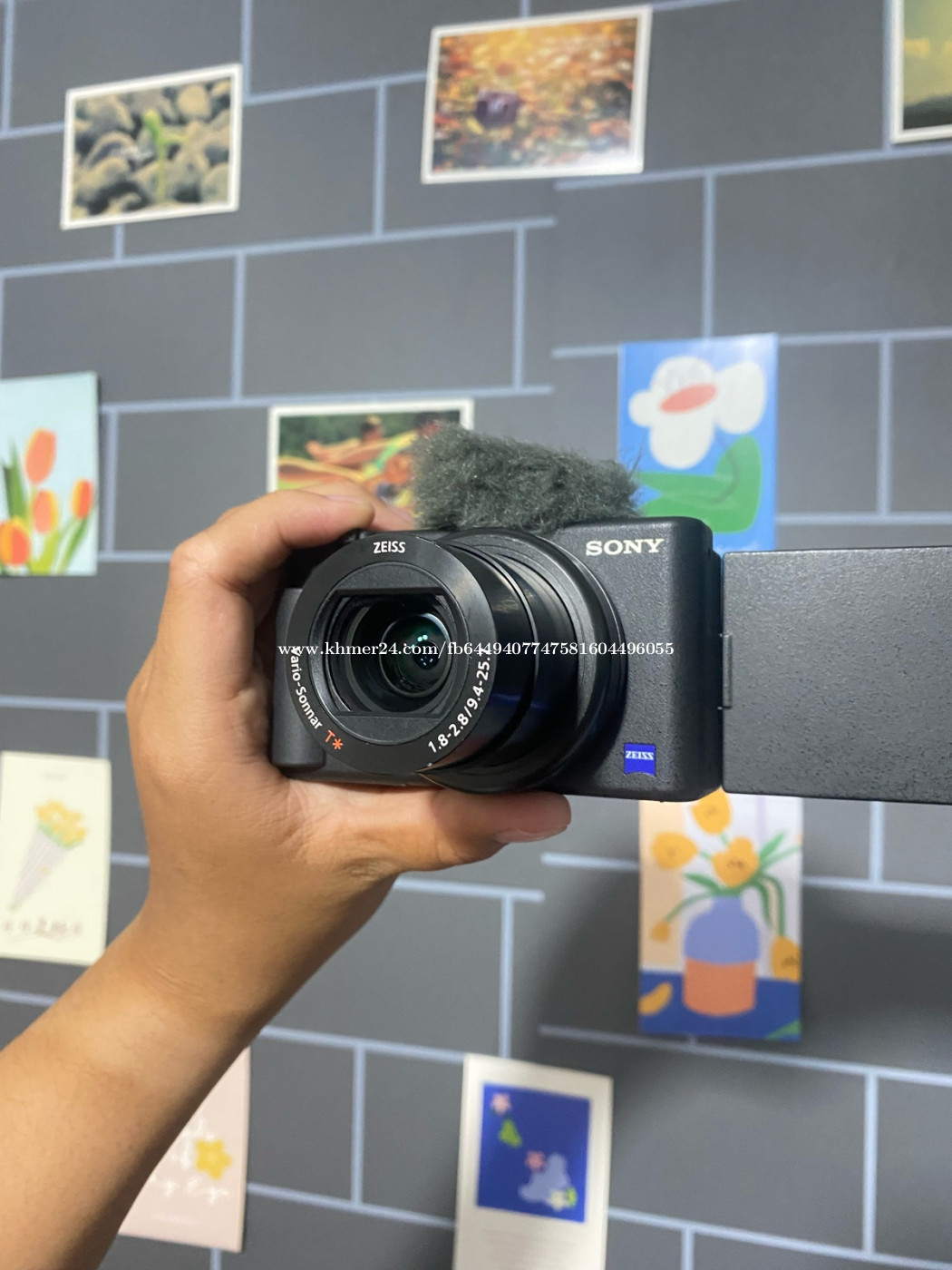 Sony ZV -1 price $370.00 in Chrang Chamreh Pir, Ruessei Kaev, Phnom Penh, Cambodia - LONG VITU ...