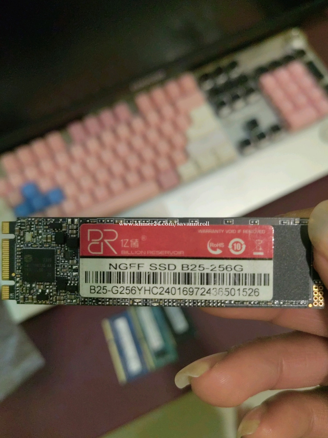 SSD 512G =23$M.2. 256G=15$Ram 16G DDR4 =15$4G DDR4=5$ 4G DDR3 4G=5 ...