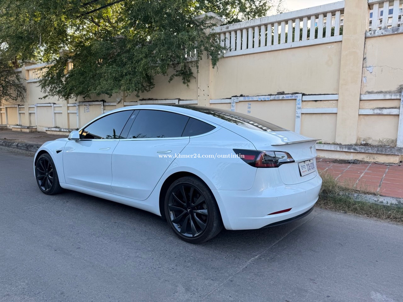 Tesla model 3 Long rang .Dual motor from USA price $28500.00 in Preaek ...