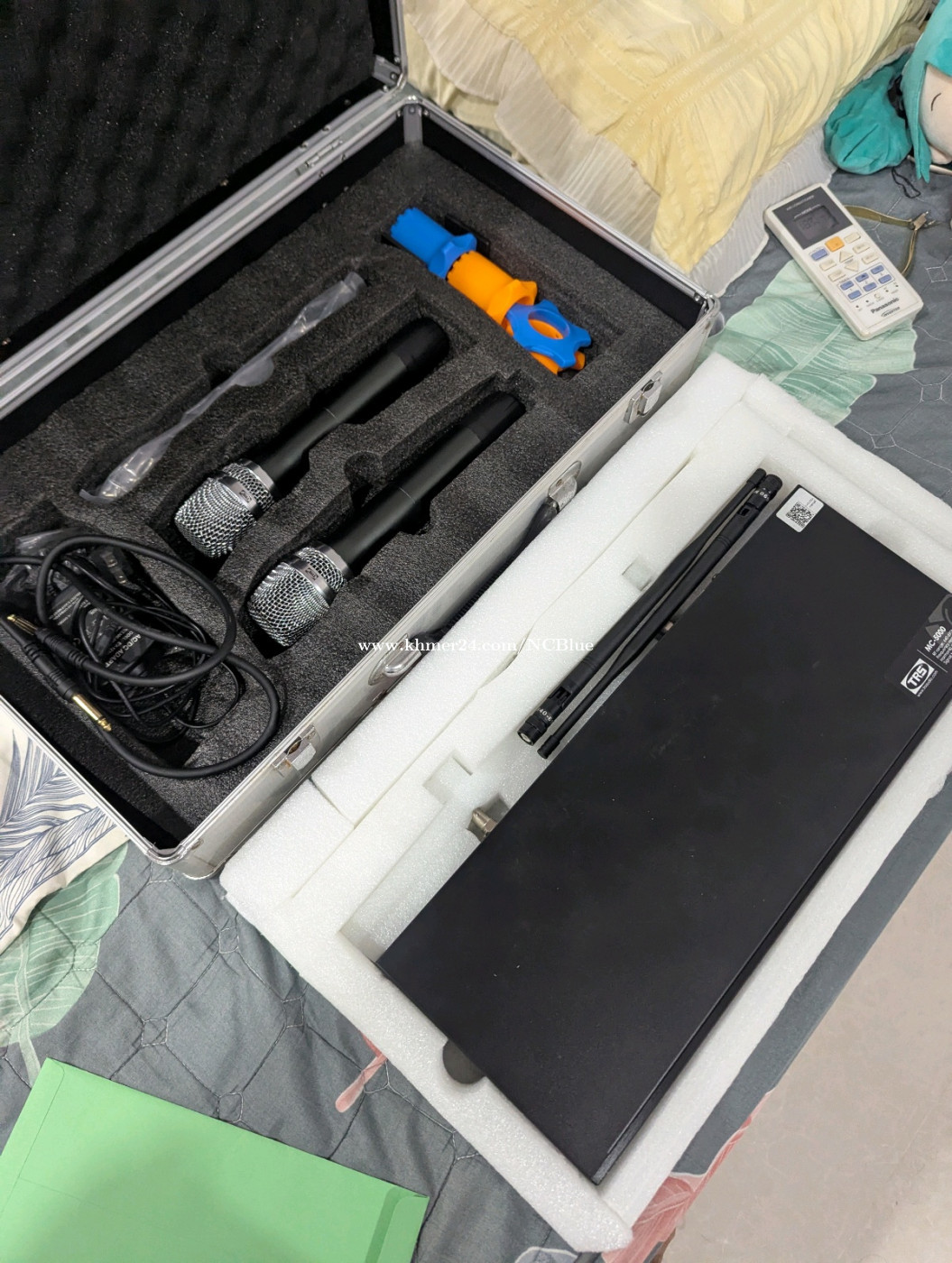 FM Microphone TRS Model: MC-5000 RF range: 640-690MHz price $50.00 in ...