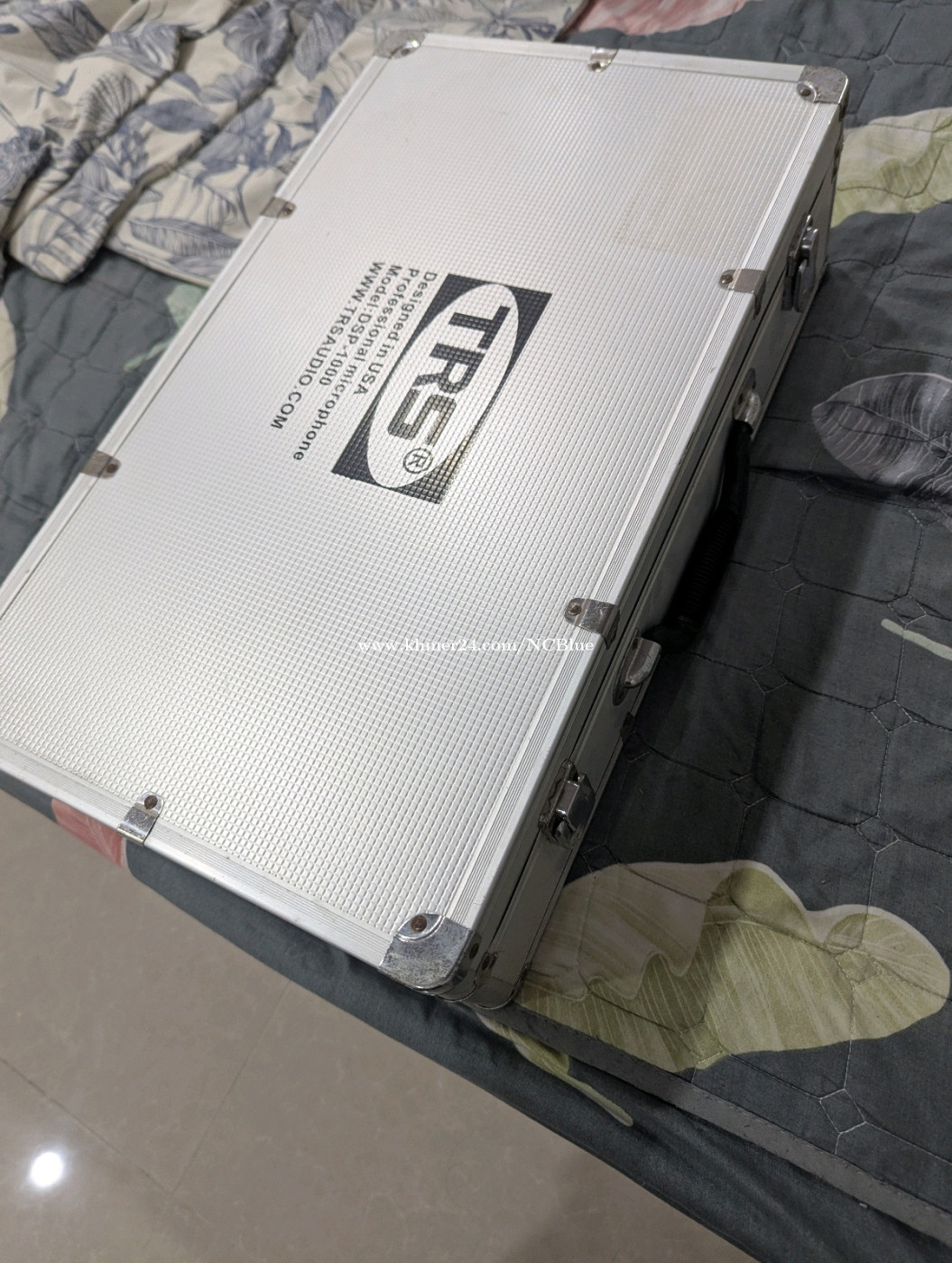 FM Microphone TRS Model: MC-5000 RF range: 640-690MHz price $70.00 in ...