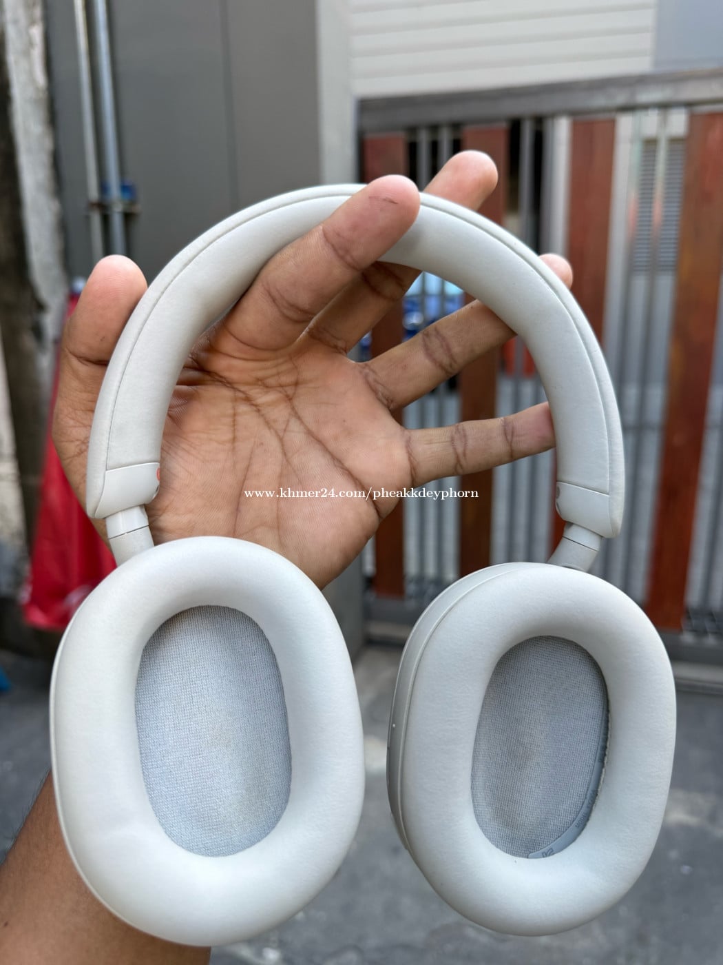 SONY WH-1000XM5 price $195.00 in Phsar Chas, Doun Penh, Phnom Penh ...