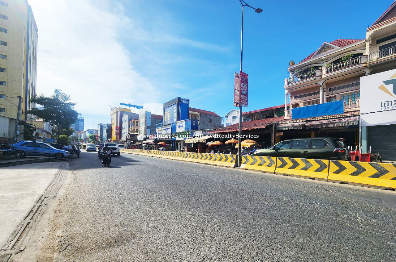 St.271 near Phsar Derm Tkov market 💥 House for Rent 💥 price $2800.00 in ...