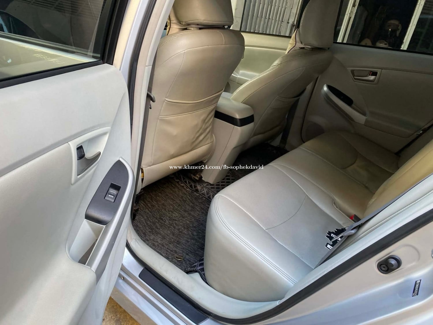 Prius 012 Option 3 price $16800.00 in Chrang Chamreh Pir, Ruessei Kaev ...