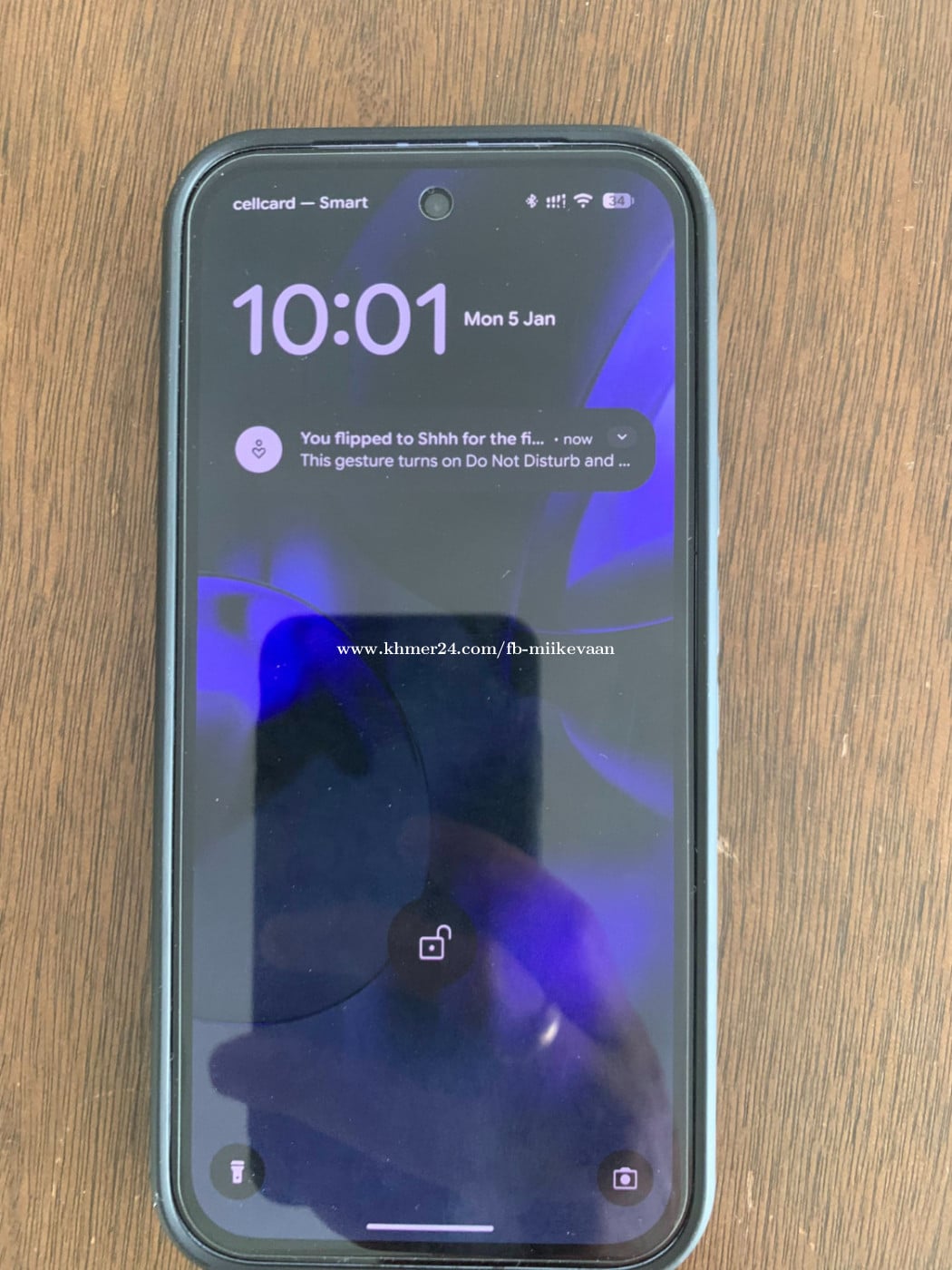 Used Pixel 9a japan version great condition - with case, charger ...