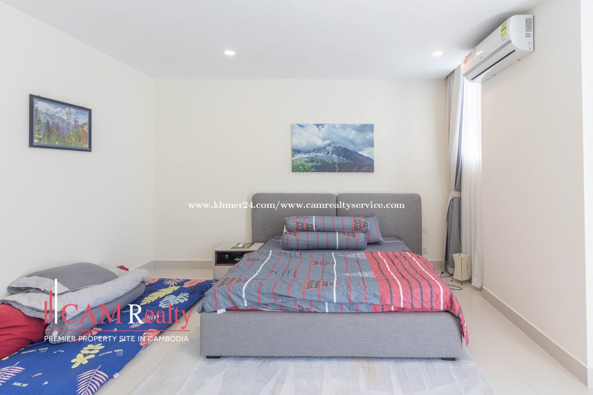 5 Bedrooms Twin B Villa For Sale In Borey Peng Huoth Beoung Snor price ...