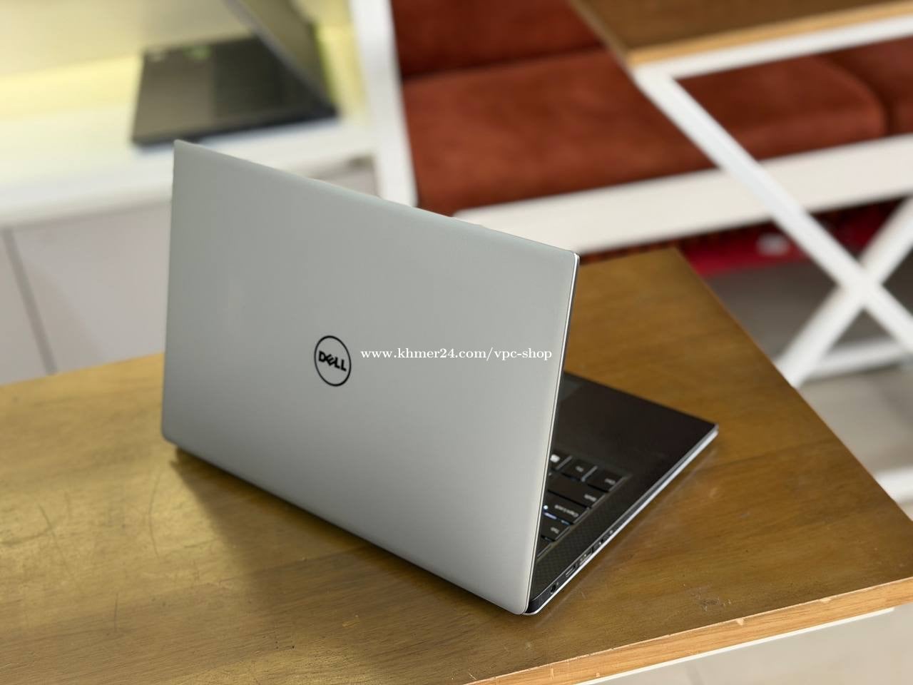 Dell XPS 13 9360 ( Grade A )CPU Core i7-8th,RAM 8GB, SSD 256GB, Screen ...