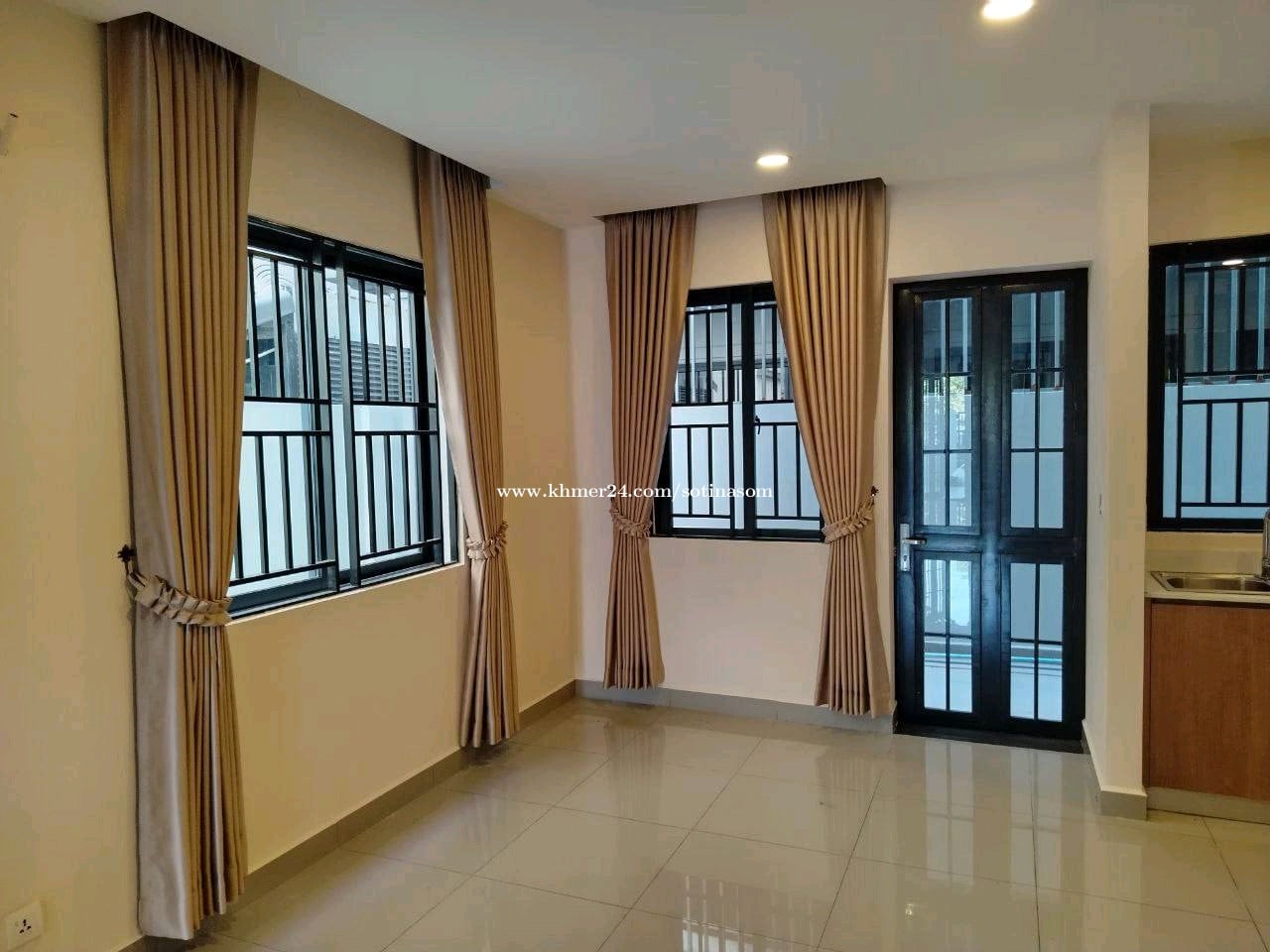 Link A for rent in Borey Chip Mong Park Land 598 price $600.00 in Phnom ...