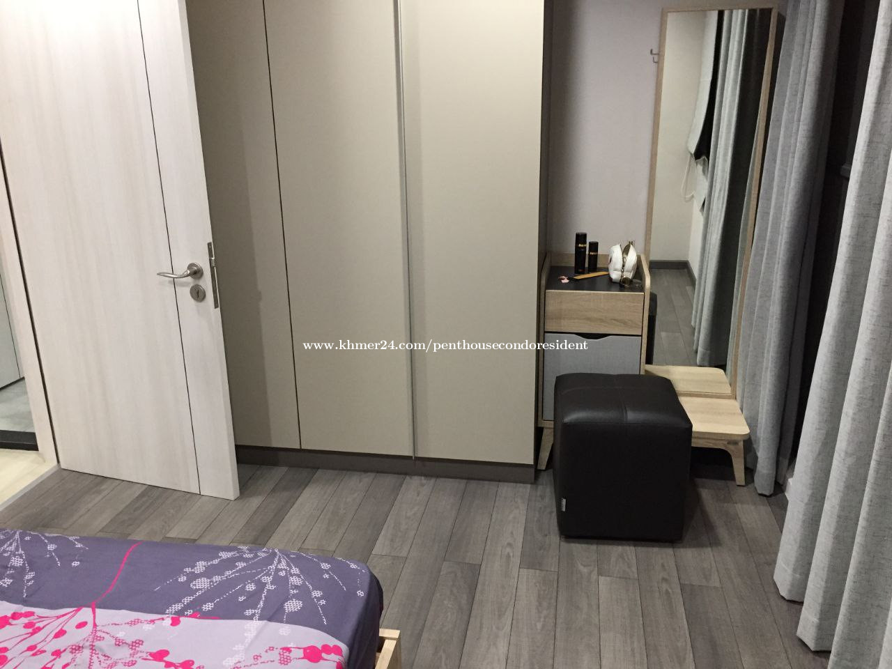 TK Royal One I Floor 13 I In front of IFL price $150000.00 in Boeng Kak ...