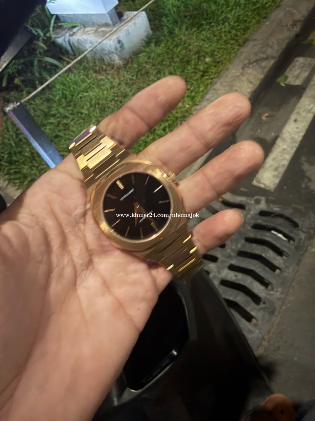 D1 Milano ultra thin 40mm 60$ price $60.00 in Chaom Chau 1, Por Senchey ...