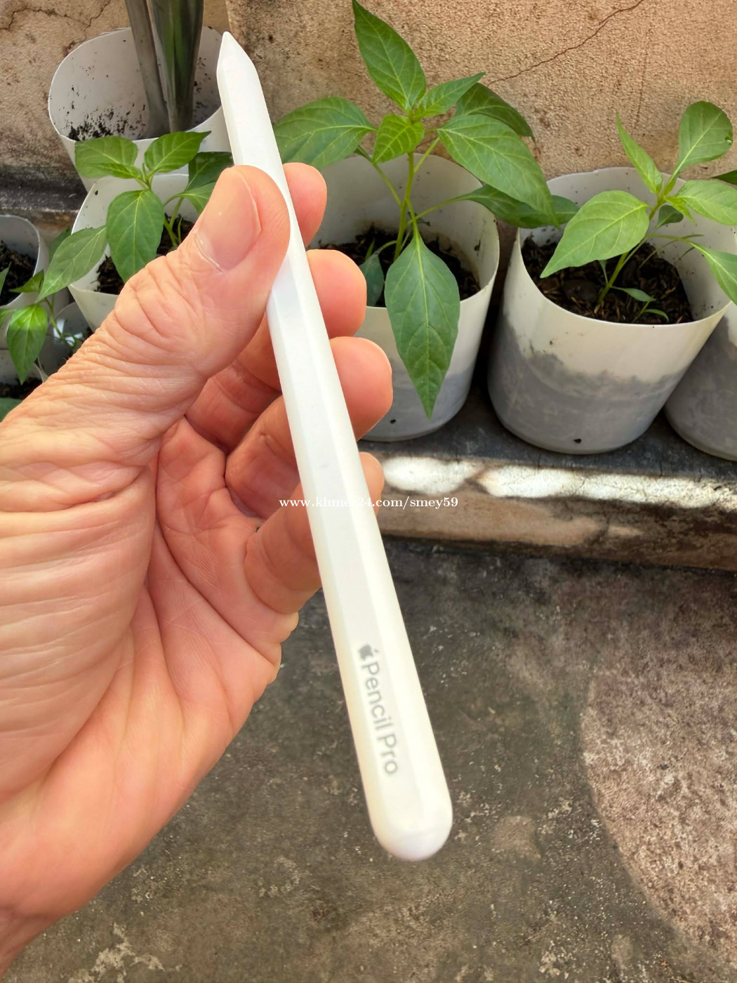 Apple Pencil Pro 99.99% price $90.00 in Siem Reap, Cambodia - Reak Smey ...