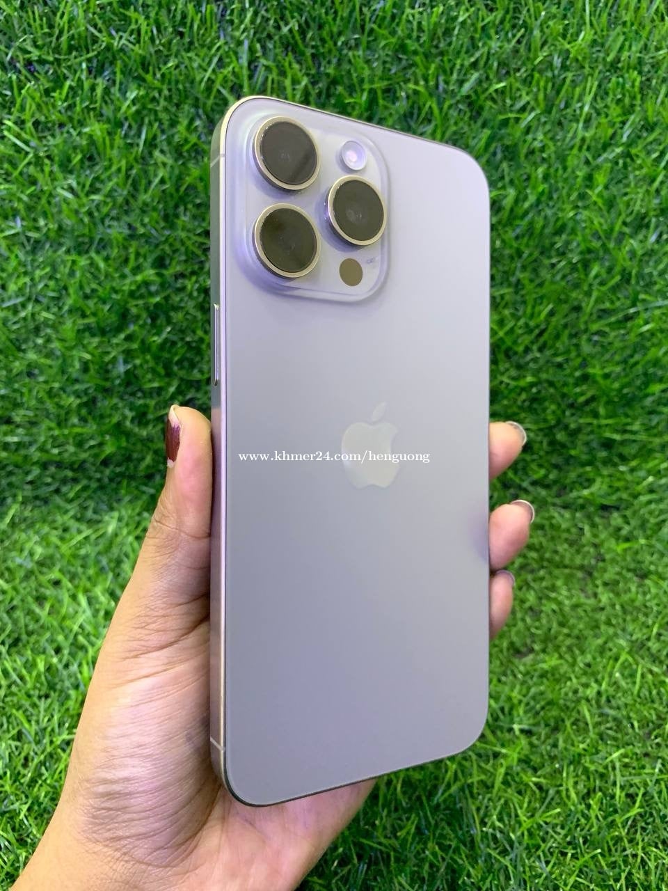 iPhone 15 Pro Max 256G ZP 99% price $699.00 in Tuol Svay Prey Pir ...