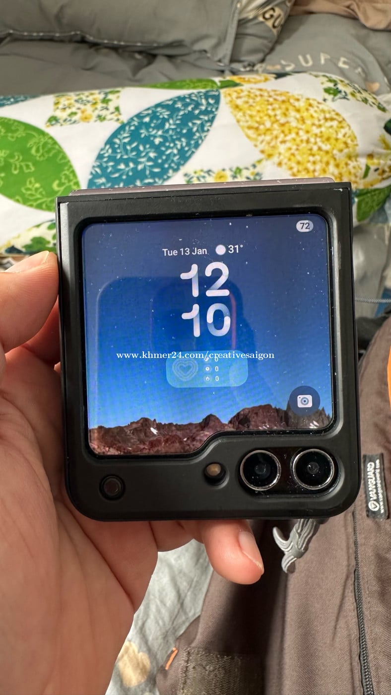 Samsung Z Flip5 512gb price $195.00 in Chbar Ampov Pir, Chbar Ampov ...