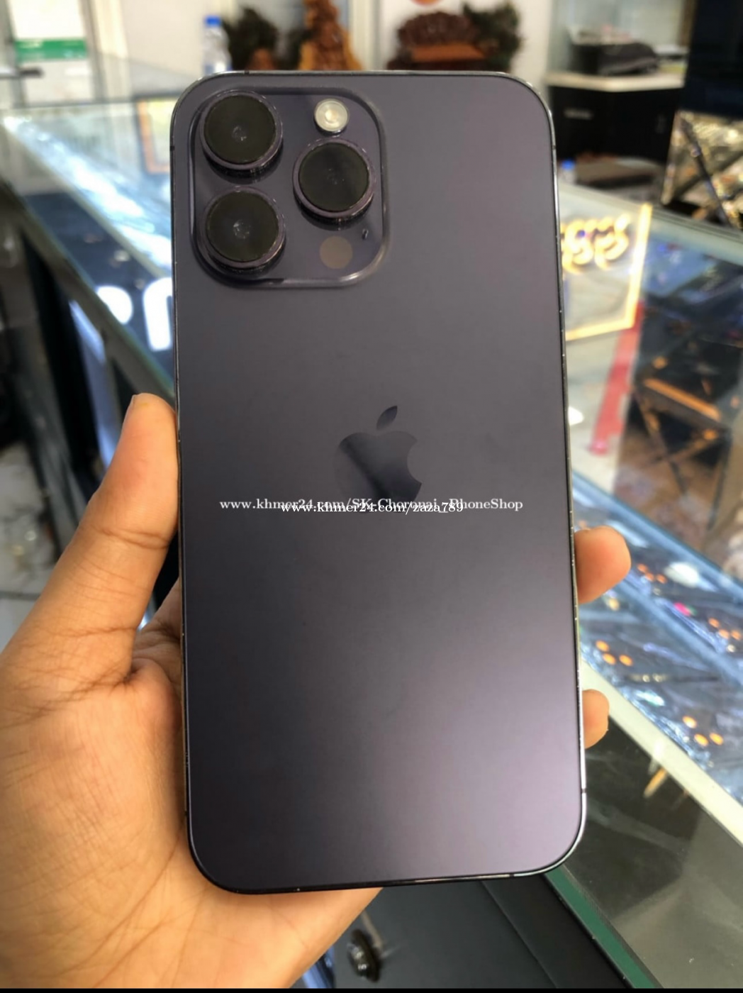 14 pro max Zp 256gb price $550.00 in Chrang Chamreh Pir, Ruessei Kaev ...