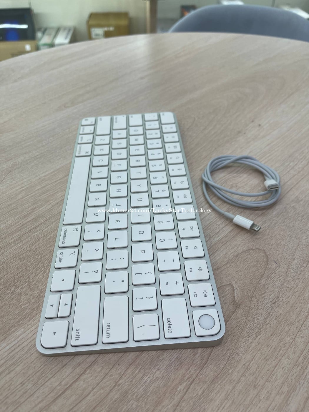 Magic Keyboard with Touch ID (Second Hand) price $70.00 in Ou Baek K'am ...