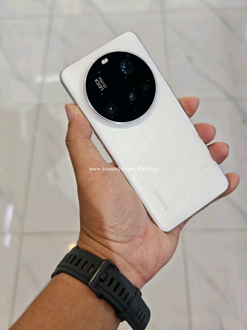 Xiaomi 15 Ultra 512GB Global Full Set Box price $690.00 in Kamboul ...