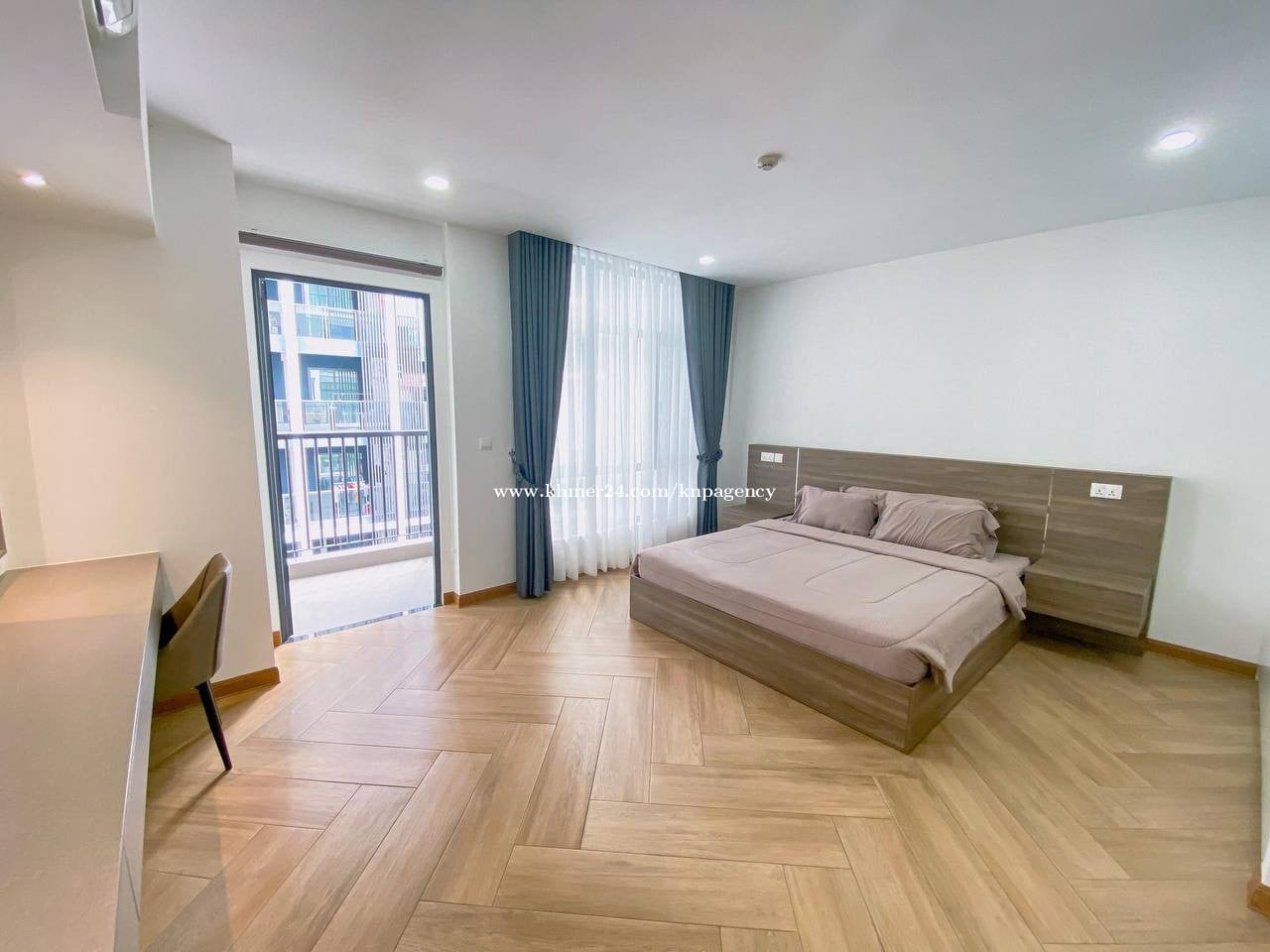 Specious Modern Two Bedrooms price $1300.00 in Boeng Keng Kang Muoy ...